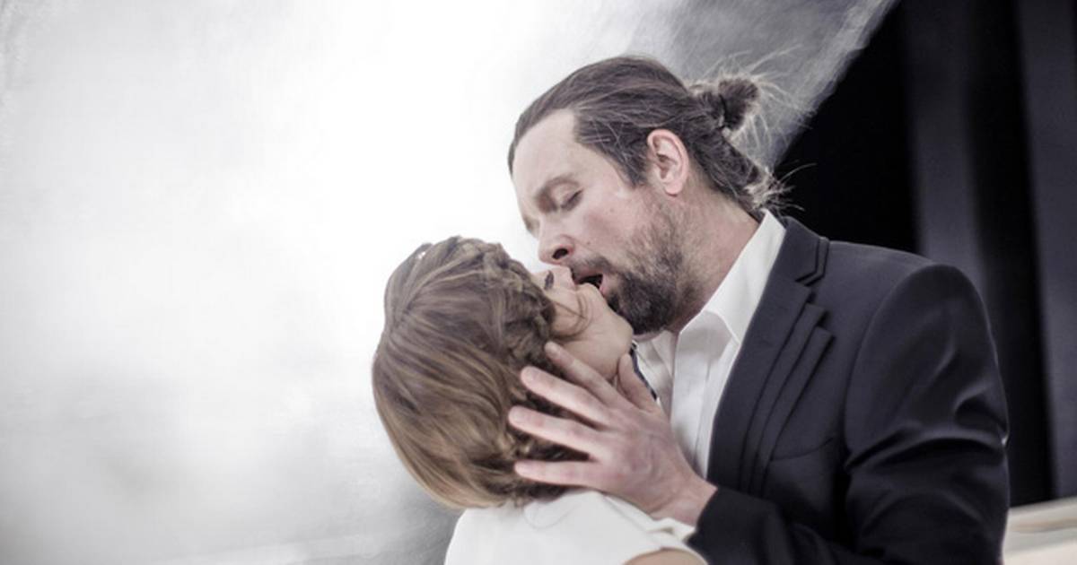 Sex-stykke stikker dybt også i dag - Din Avis