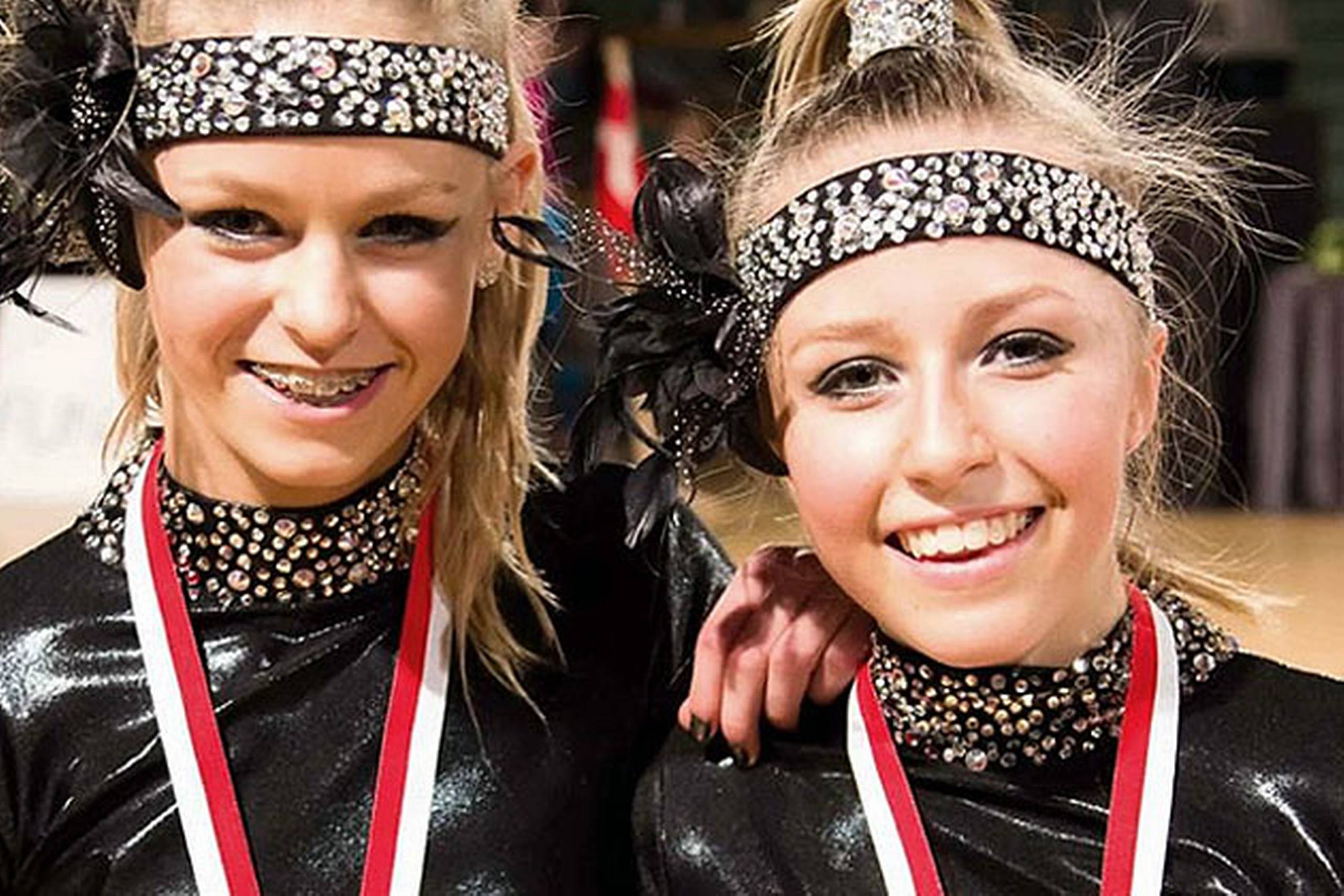 Sofie og Julie vandt sølv i disco duo - Din Avis