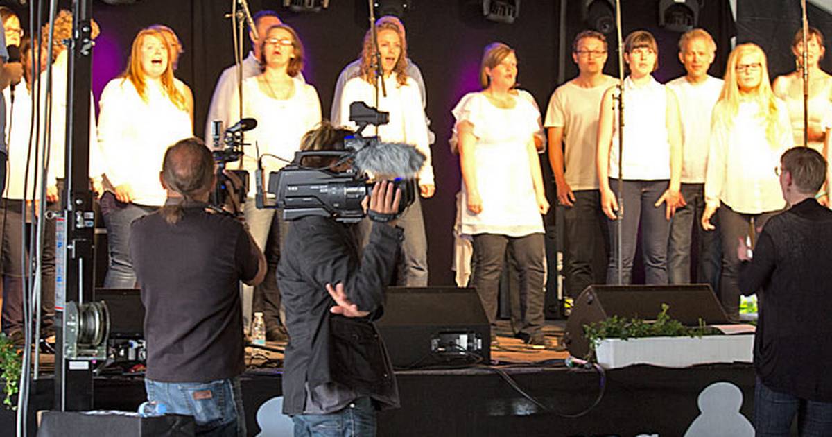 Gospelkor varmer op - Din Avis