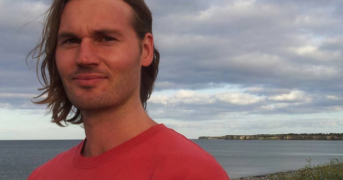 Ulf Harbo inviterer til kaffe ved rådhuset for Martine