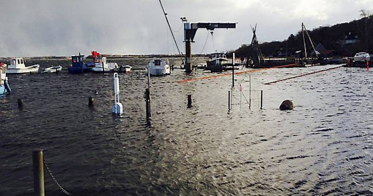 Stormflods-ofre til Christiansborg - Din Avis