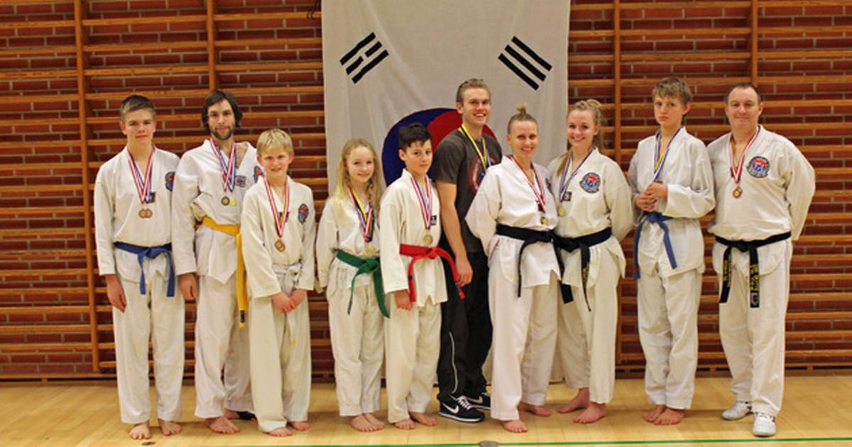 Medaljer og blå mærker til unge kæmpere - Din Avis
