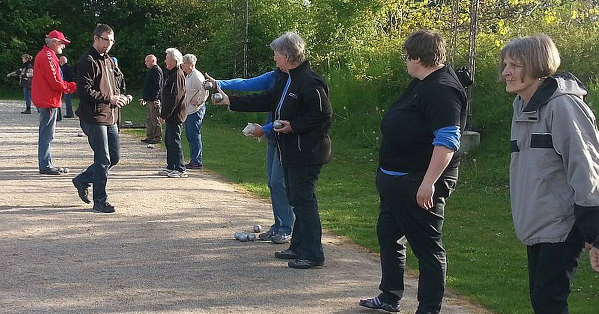 Sådan skal kuglen kastes - Din Avis