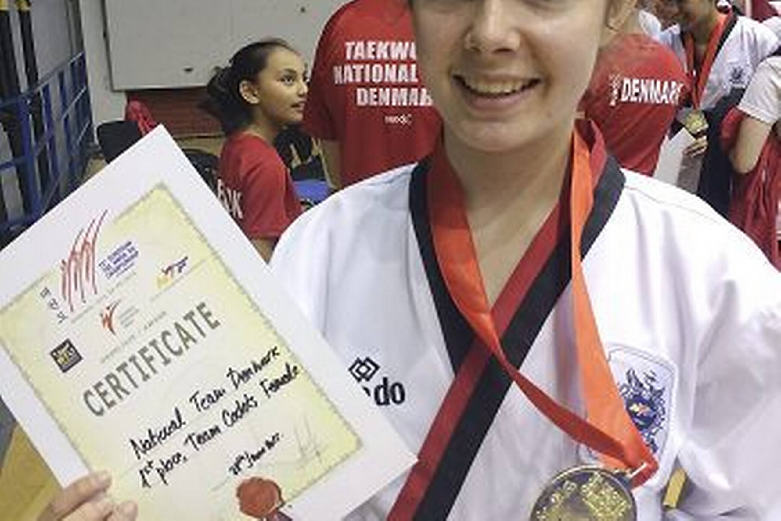 Taekwondo-Lærke sparkede sig til EM-guld - Din Avis