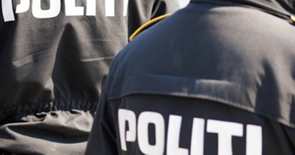 Stak hånden ned i kassen og tog pengesedler - Din Avis