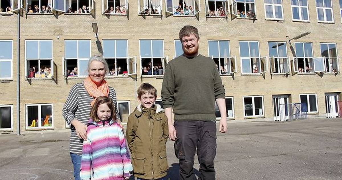 Elev-børn puster nyt liv i gammel skole - Din Avis