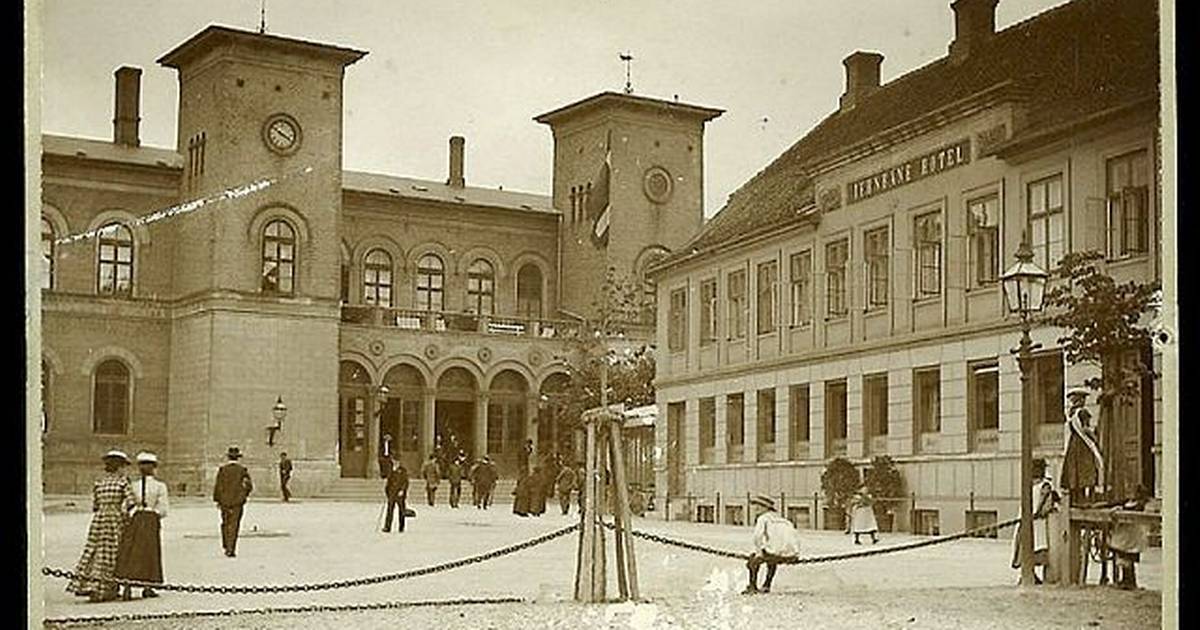 Dyk ned i fortidens fotos fra sofaen - Din Avis