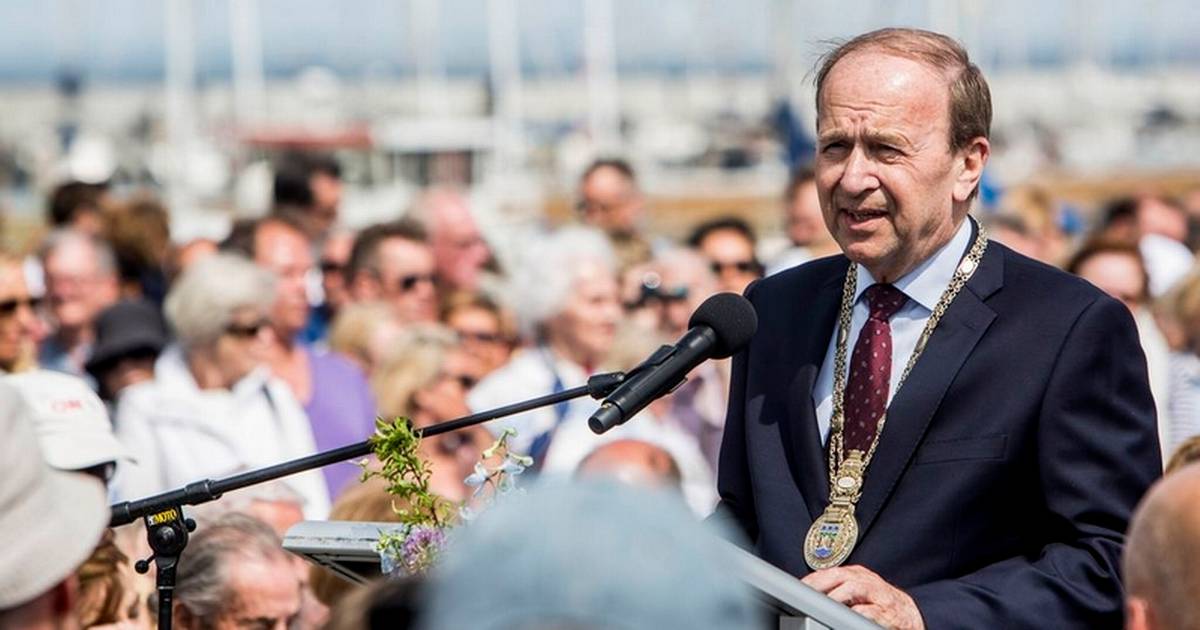 Hans Toft kommer med nye trusler mod styrelse - Din Avis