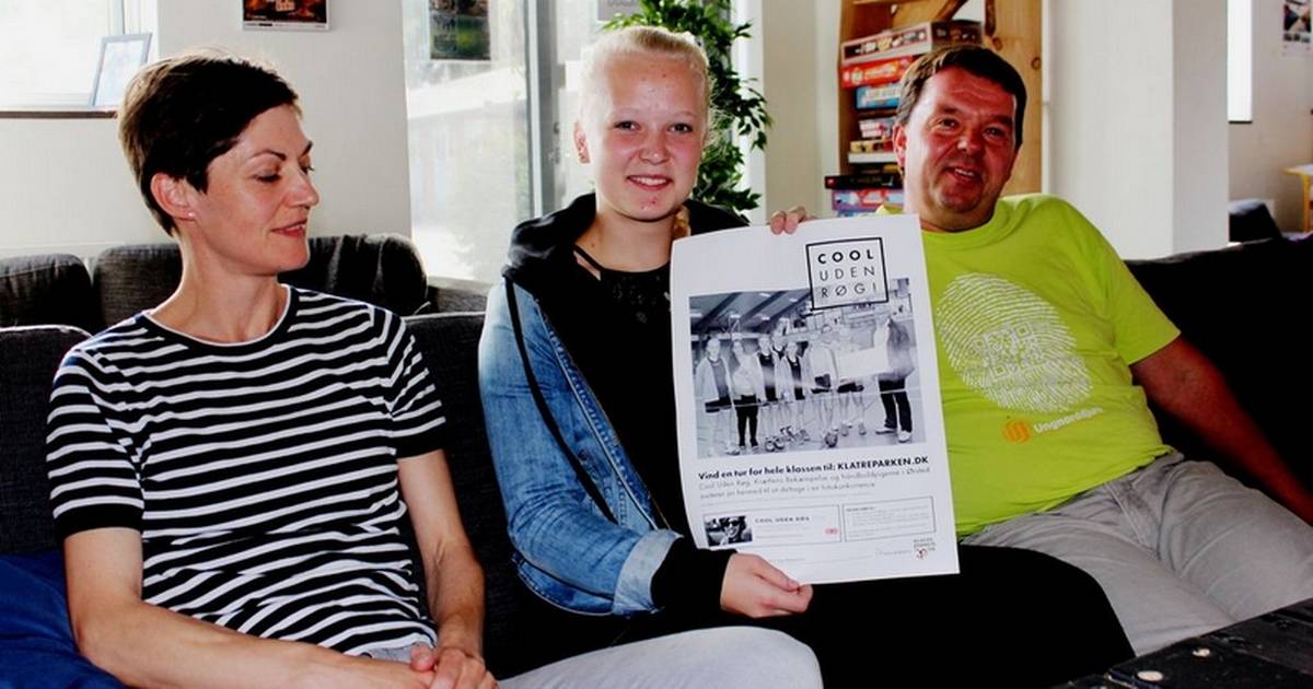 'Håndboldpigerne' fra Ørsted synes rygning er over the hill - Din Avis
