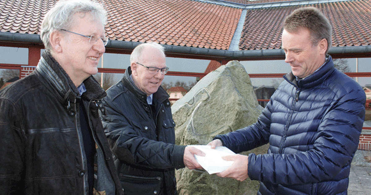 Pas og kørekort klar på Hornslet Bibliotek - Din Avis