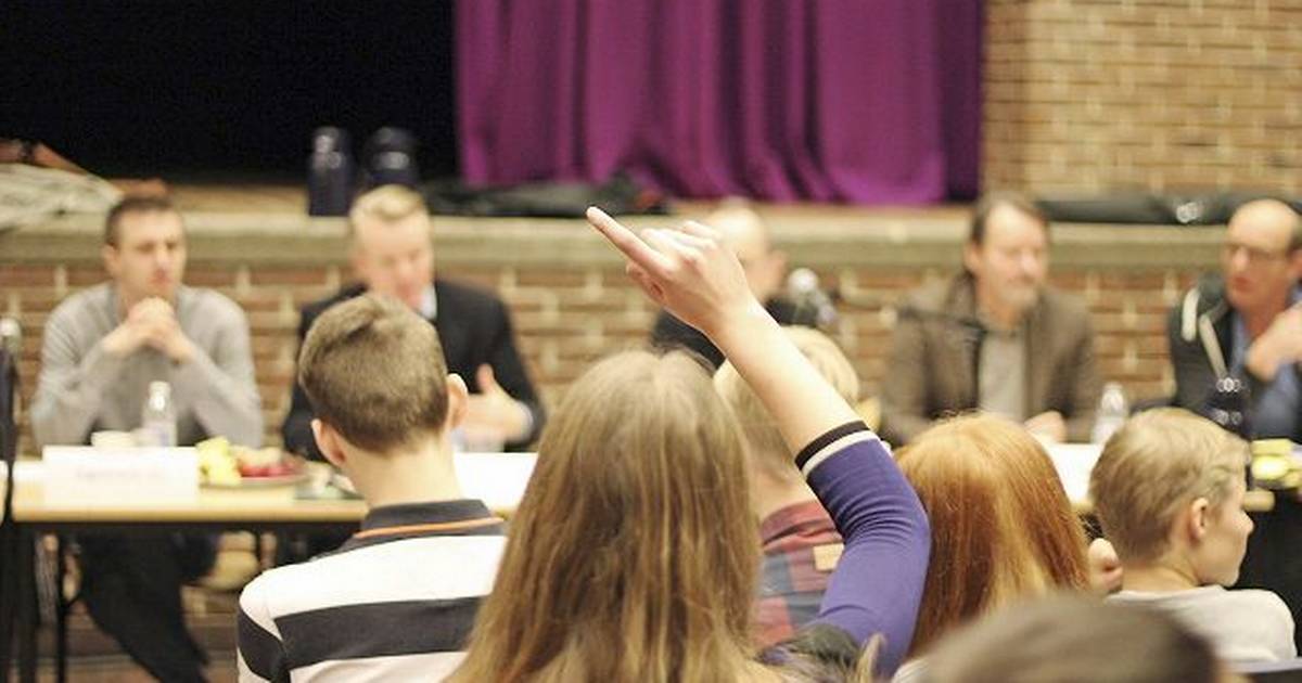 Fra lokalt demokrati til digital dannelse