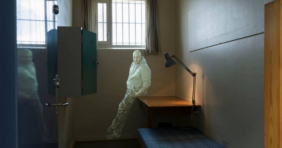 Fanger og vagter er vendt tilbage til fængsel - Din Avis