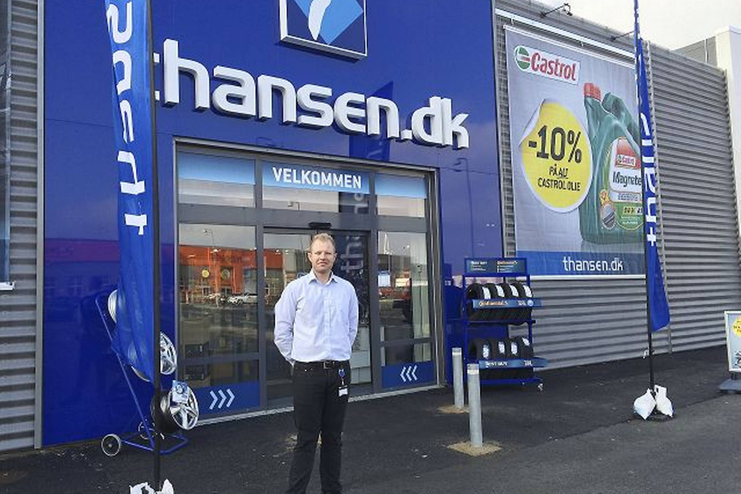 Lange køer ved åbningen af T. Hansen - Din Avis