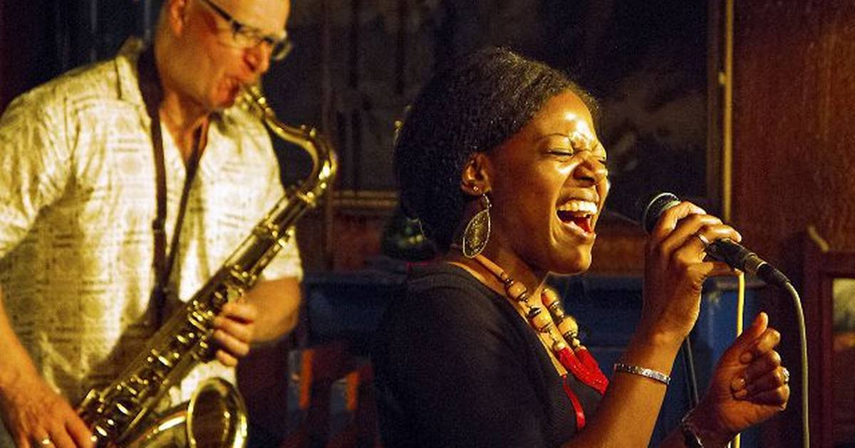 Jens Klüver holder en fest med musikalske venner - Din Avis