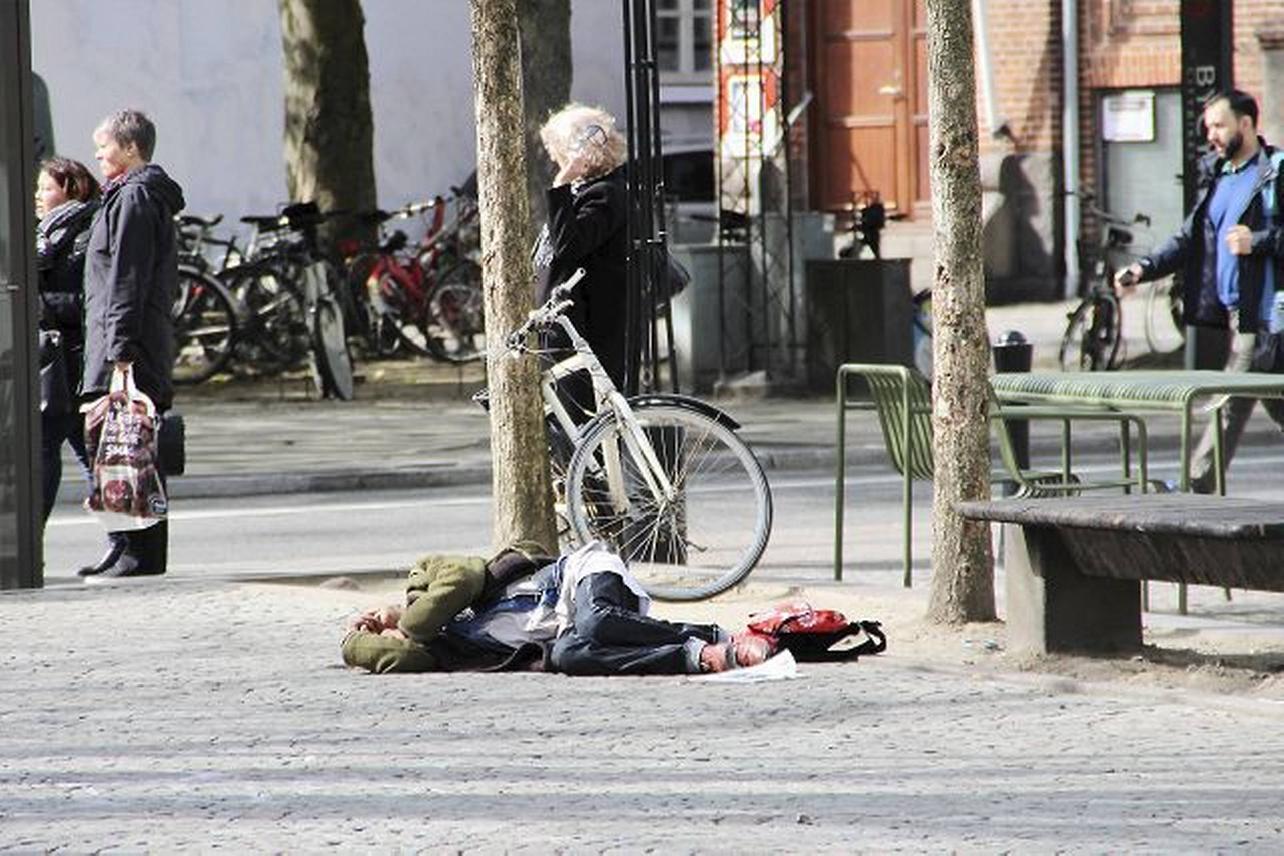 Pusher taget på fersk gerning i narkohandel ved Klostertorv - Din Avis