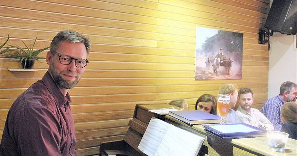 Højskolesangbogen er et evigt hit - Din Avis