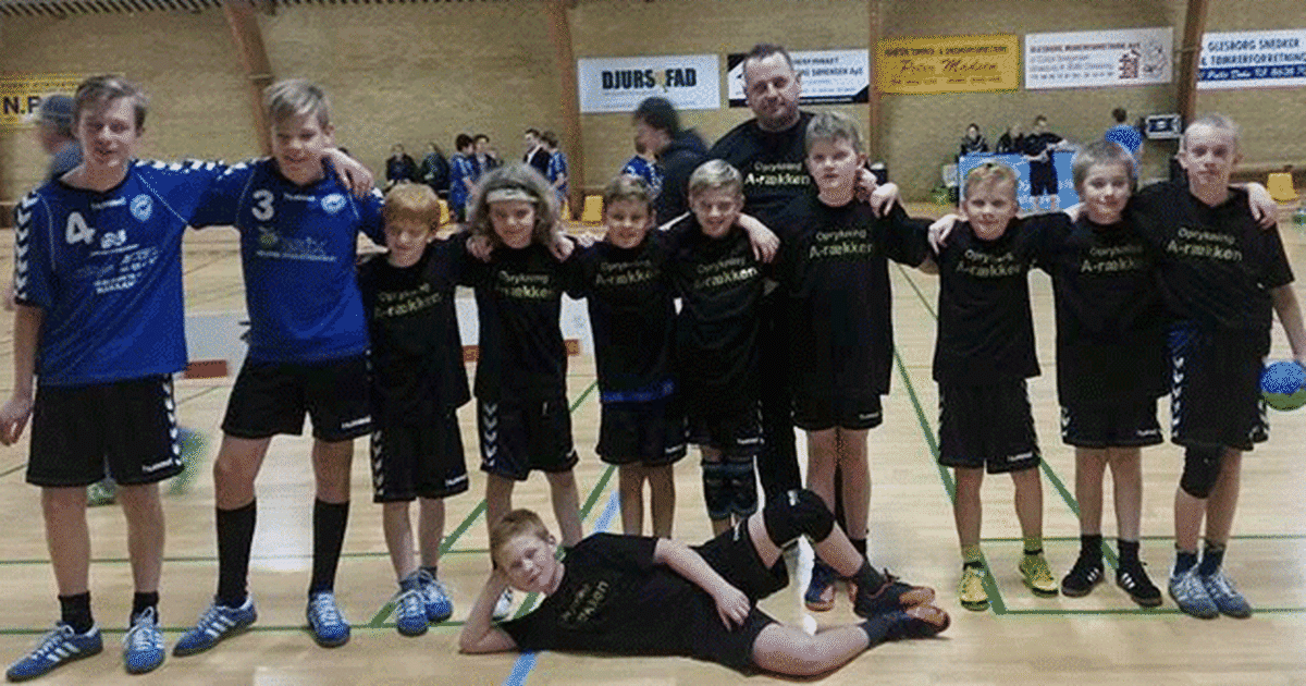 Håndbolden i Auning spinner igen - Din Avis