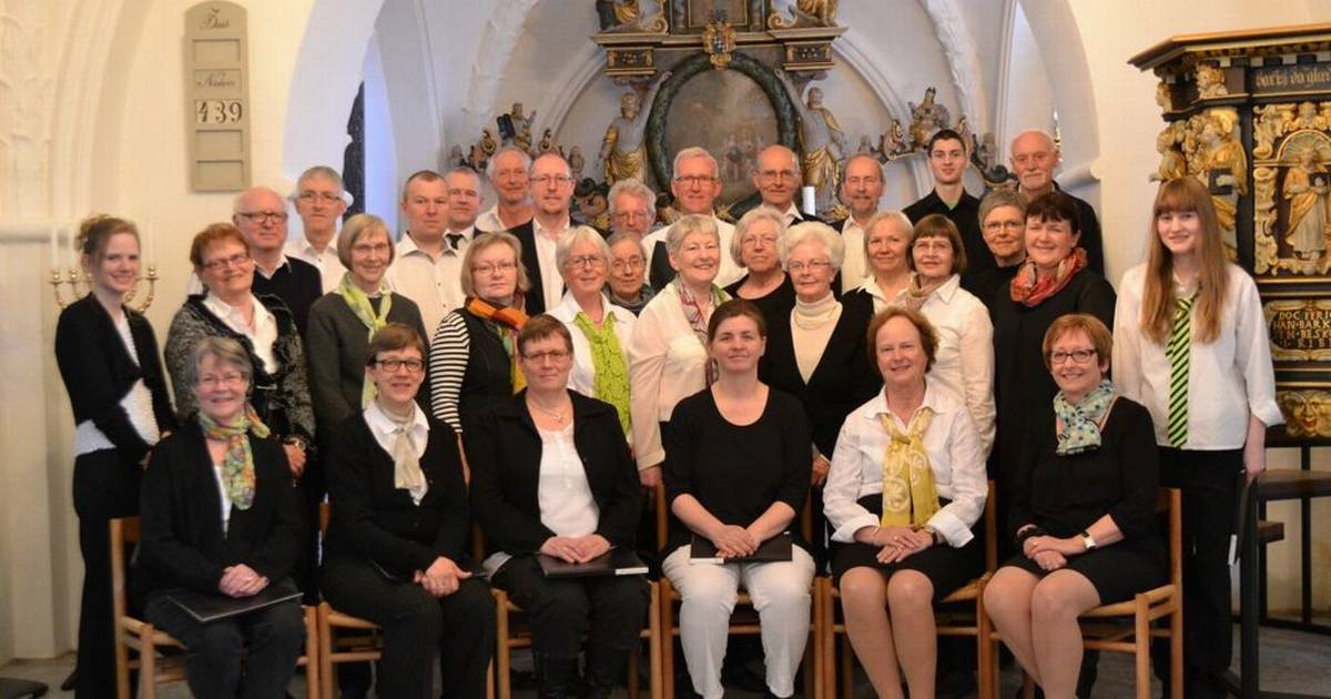 Essenbæk Voksenkor i Pindstrup Kirke - Din Avis