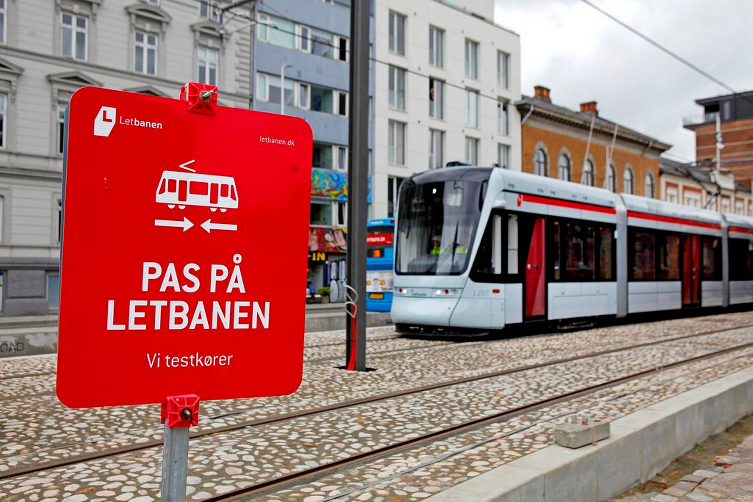 Nu testkøres letbanen på havnen - Din Avis