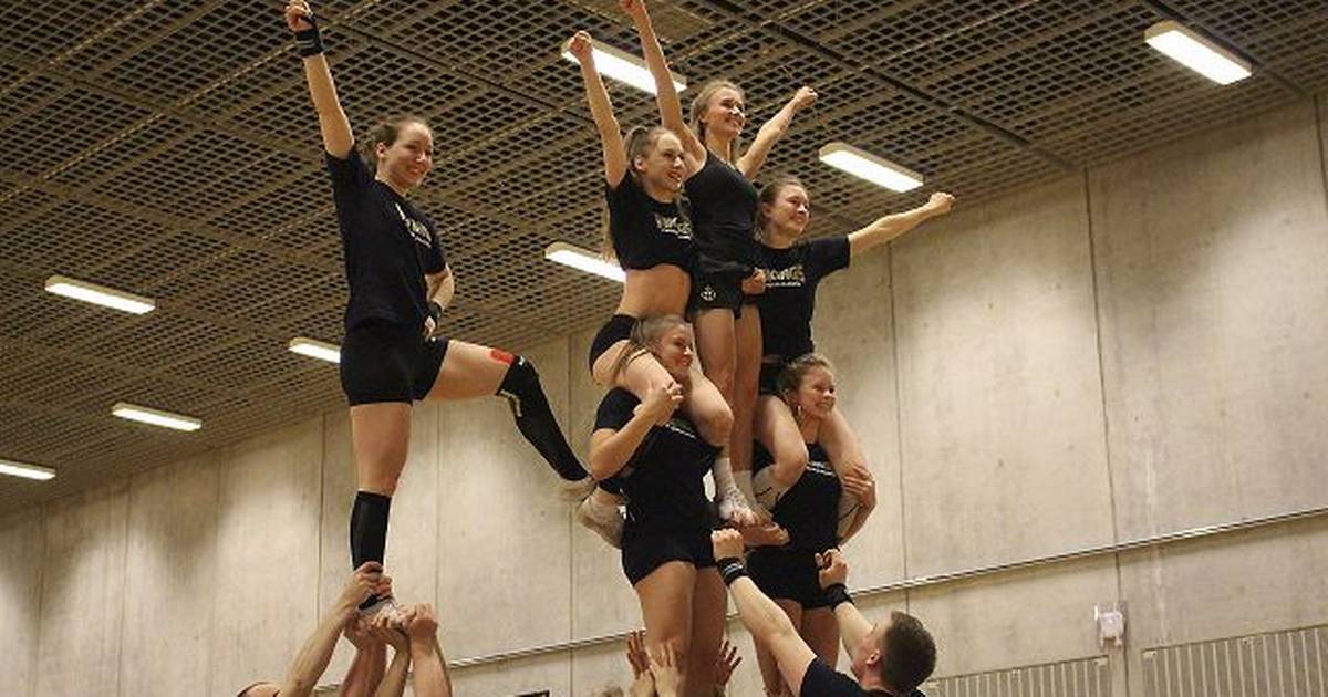 Cheerleading: En yndig sport, der ikke er så yndig igen - Din Avis