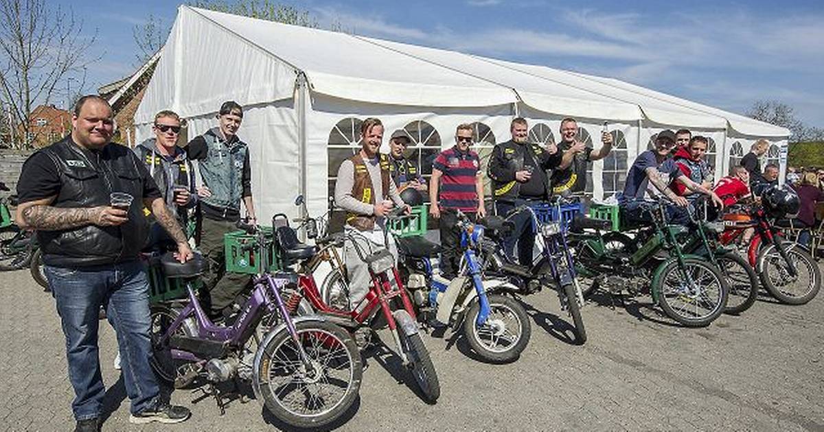 Knallert-klub med rygmærker - Din Avis